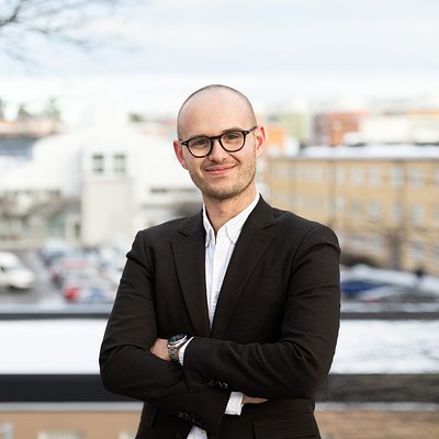 William Stenberg, mäklare i Upplands-Bro med 31 omdömen — Hittamäklare